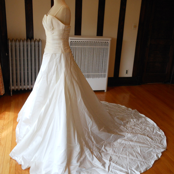 Atelier Diagonal | Dresses | Atelier Diagonal By Pronovias Wedding ...